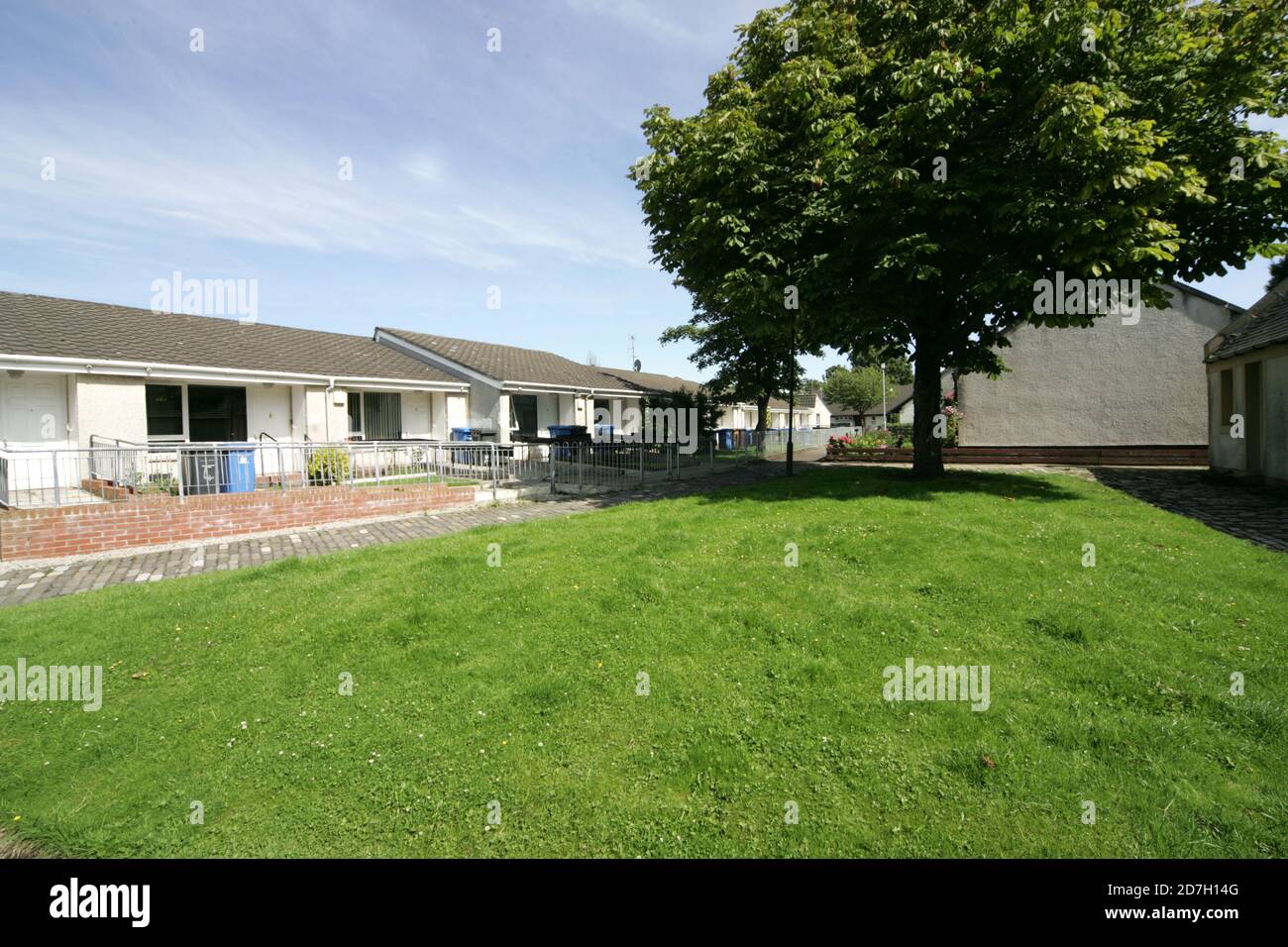 Elderly uk council house hi-res stock photography and images - Alamy