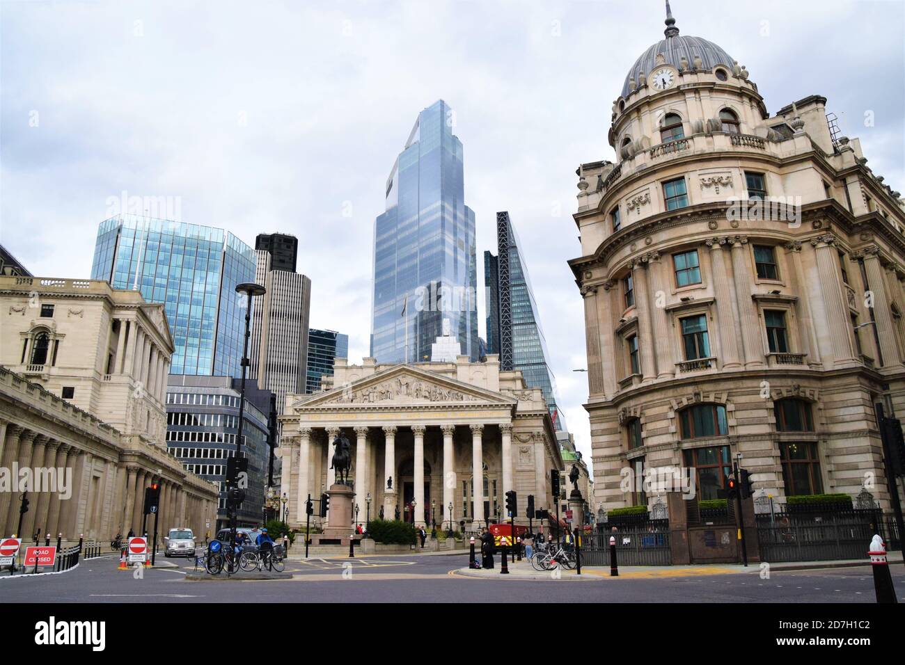 Moorgate exchange hi-res stock photography and images - Alamy