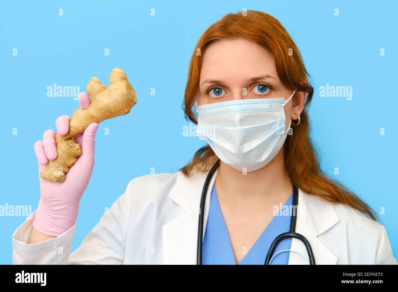 Red haired doctor holds woman hi-res stock photography and images - Alamy