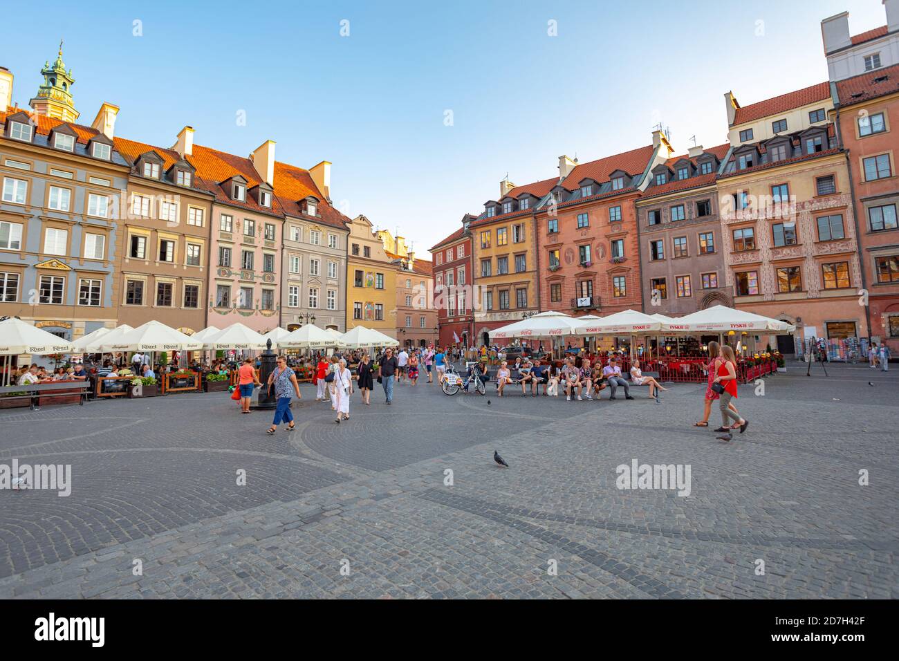 Old Town Market Square in Warsaw, Poland Stock Photo - Alamy