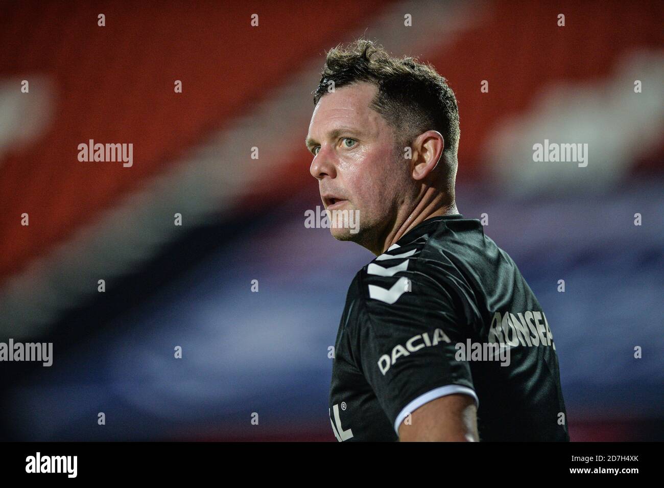 Gareth hewer hi-res stock photography and images - Alamy