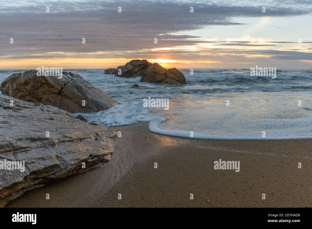 Beautiful sunset at the atlantic coast in France Stock Photo - Alamy