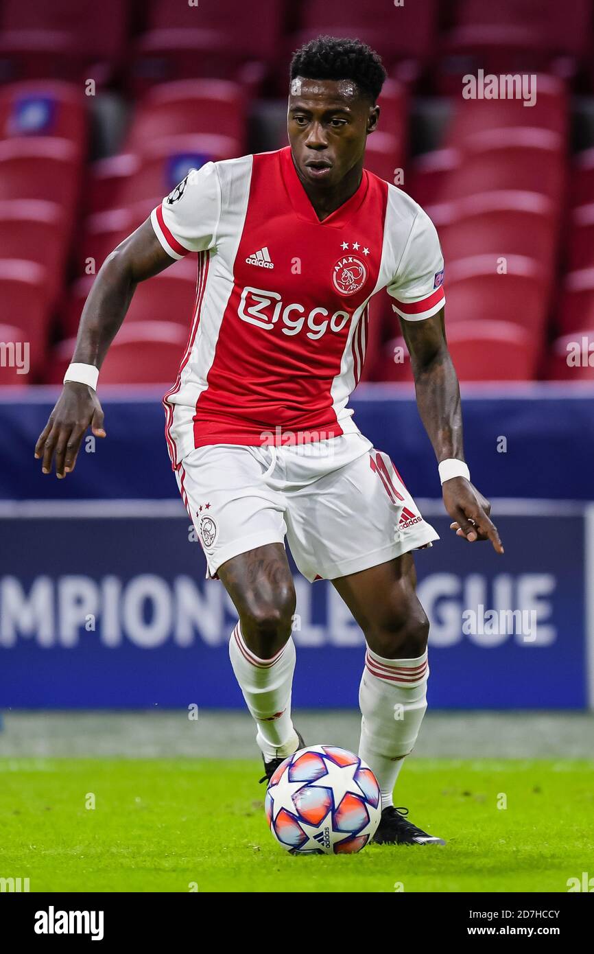 AMSTERDAM, NETHERLANDS - OCTOBER 21: Quincy Promes of Ajax during the ...