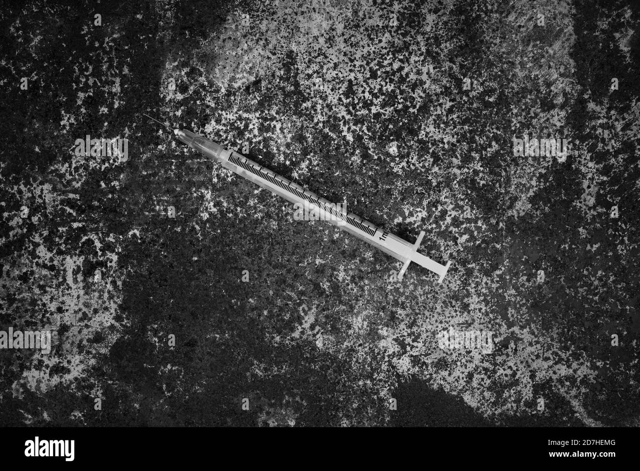 Dirty needles floor Black and White Stock Photos & Images - Alamy