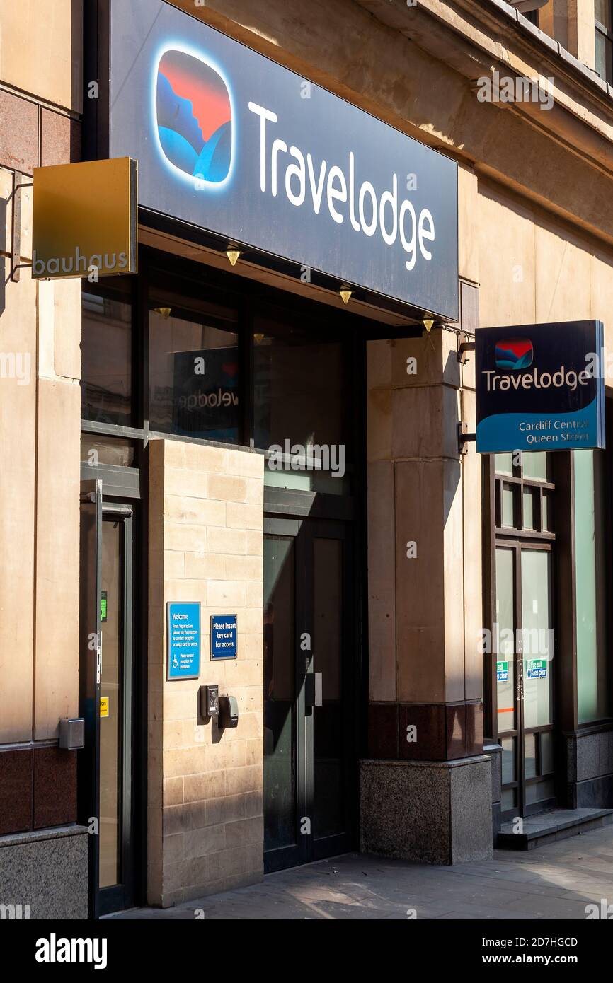 Travelodge cardiff queen street hi-res stock photography and images - Alamy