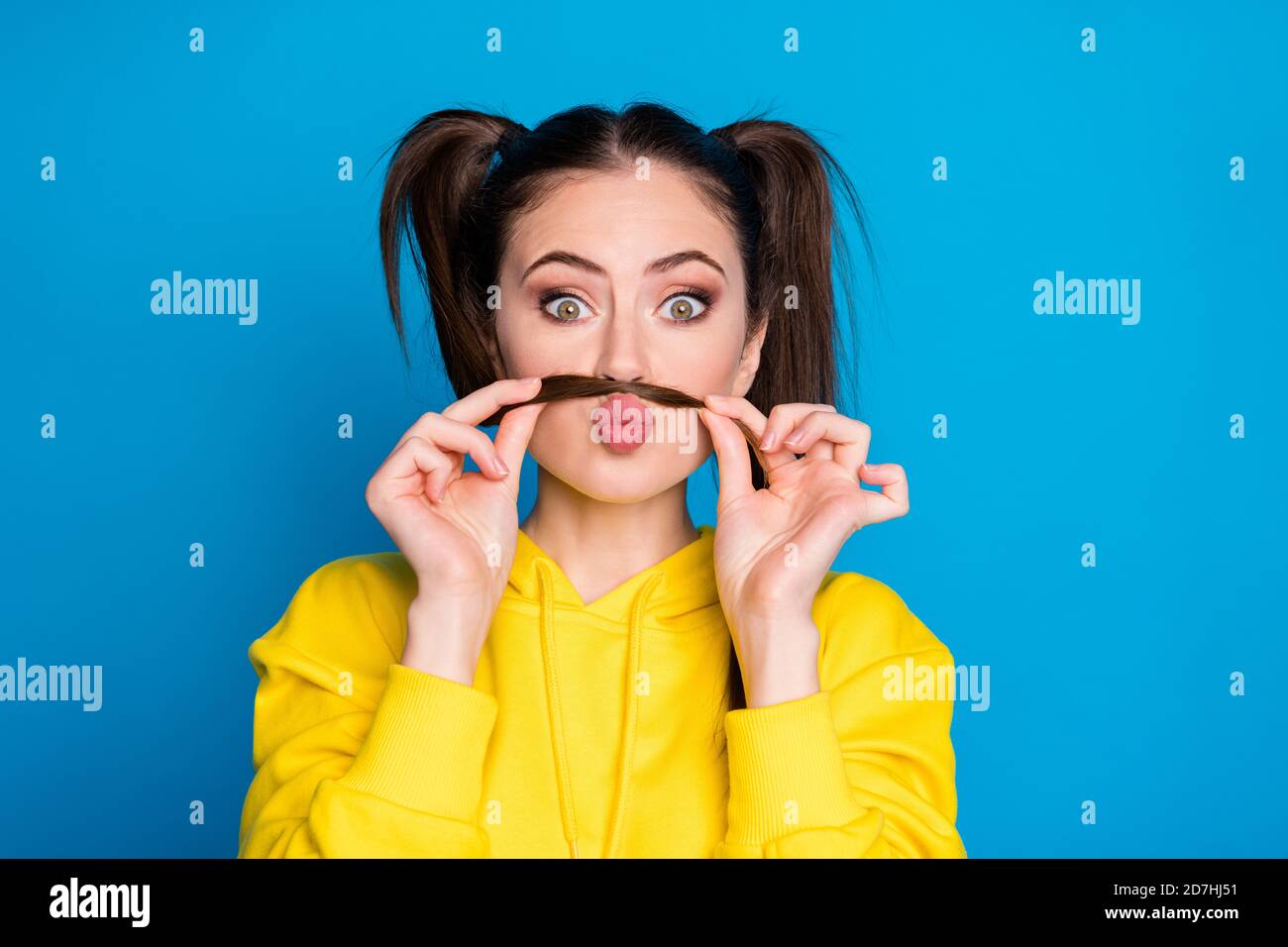 Beautiful teenage girl fun fake hi-res stock photography and images - Alamy