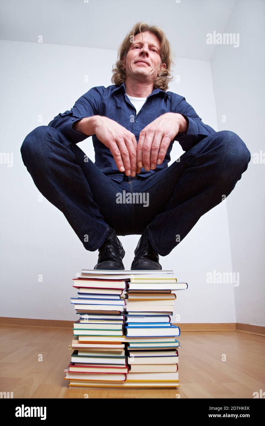 Know height hi-res stock photography and images - Alamy