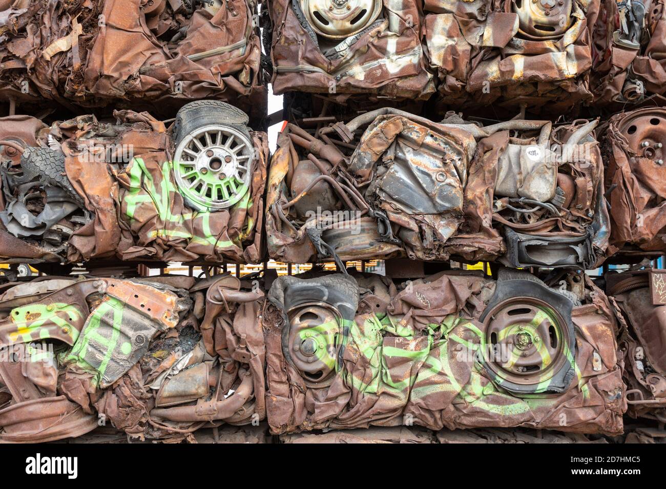 Crushed cars car hi-res stock photography and images - Alamy