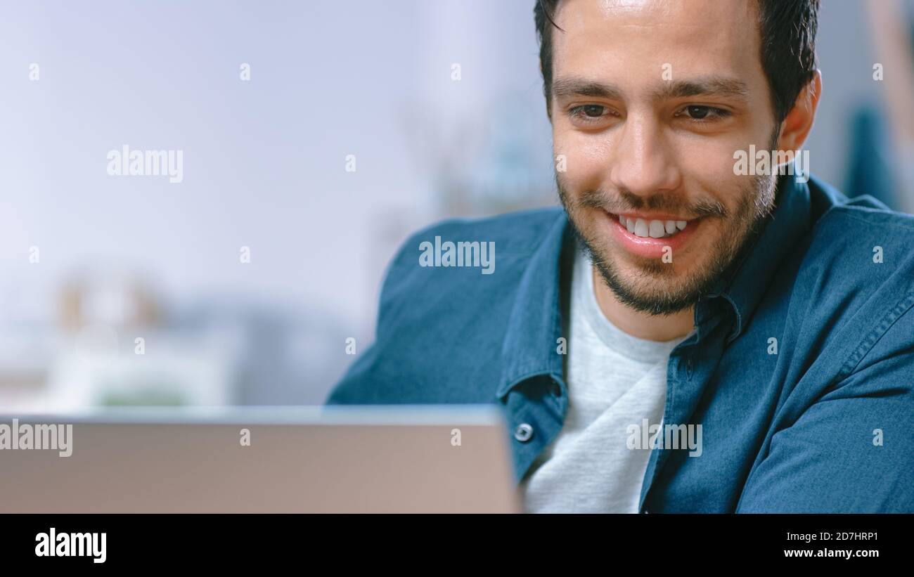 Handsome house hi-res stock photography and images - Alamy