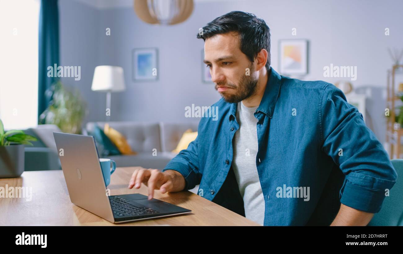 Sad face laptop hi-res stock photography and images - Alamy
