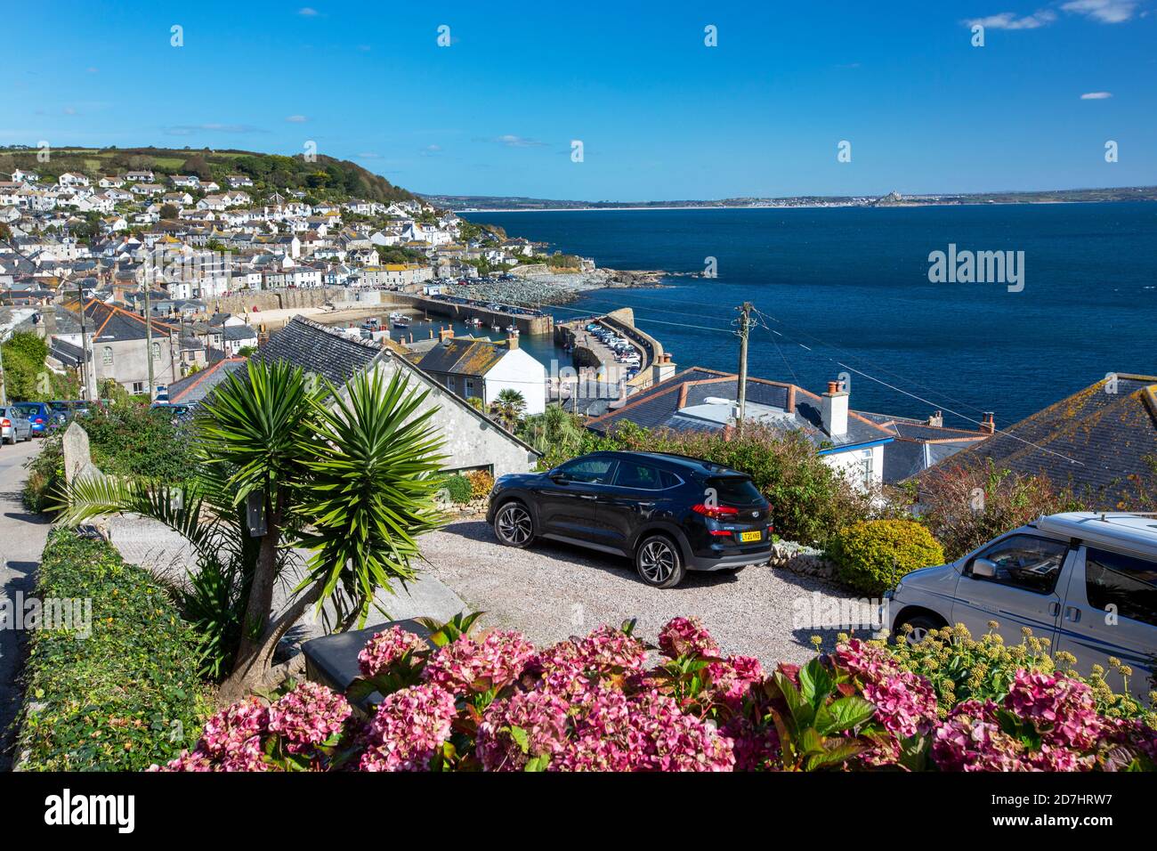 Mousehole tree hi-res stock photography and images - Alamy