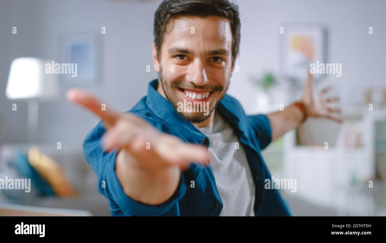 Funny dance hi-res stock photography and images - Alamy