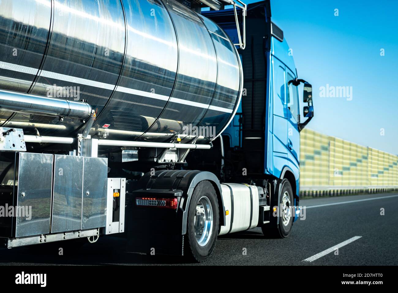 Long vehicle hi-res stock photography and images - Alamy