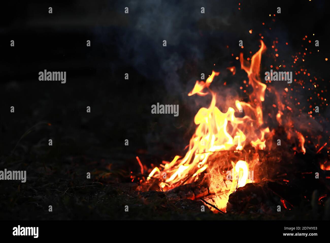 Bonfire in nature. Campfire with flame and coal Stock Photo - Alamy