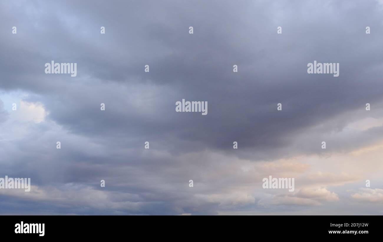 Gray cloudy sky as background. Dramatic sky Stock Photo - Alamy