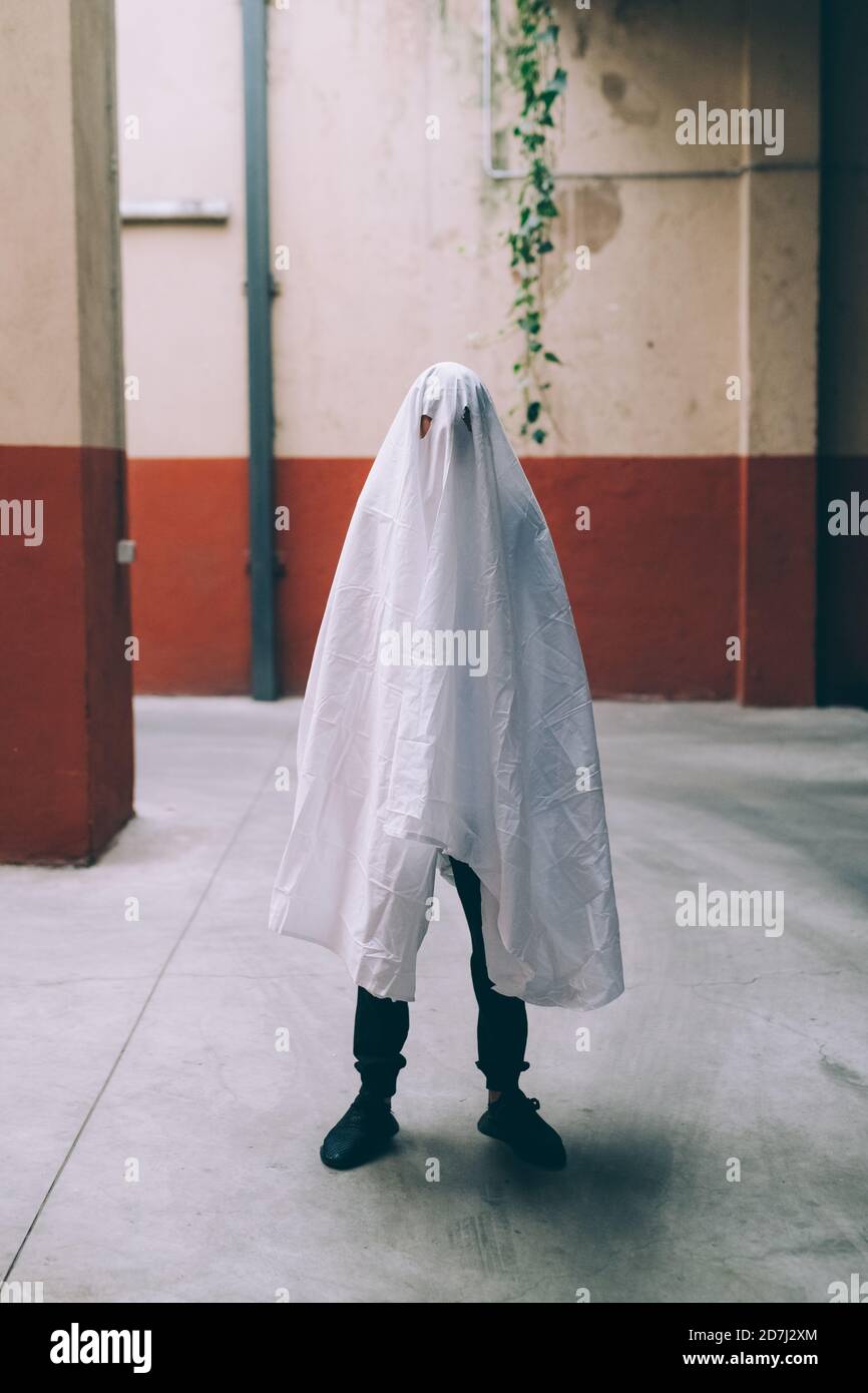 Child dressed as ghost Stock Photo - Alamy