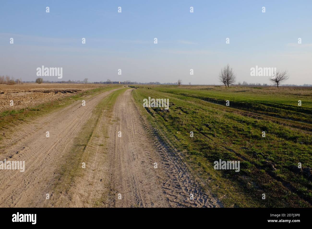 Narrow field road hi-res stock photography and images - Alamy