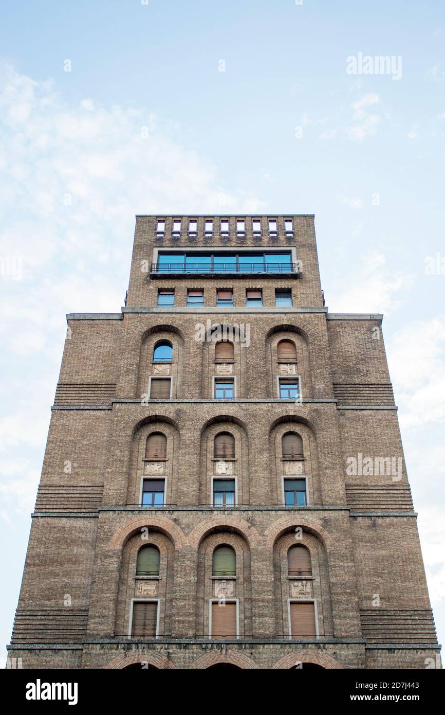 Soviet palace design hi-res stock photography and images - Alamy