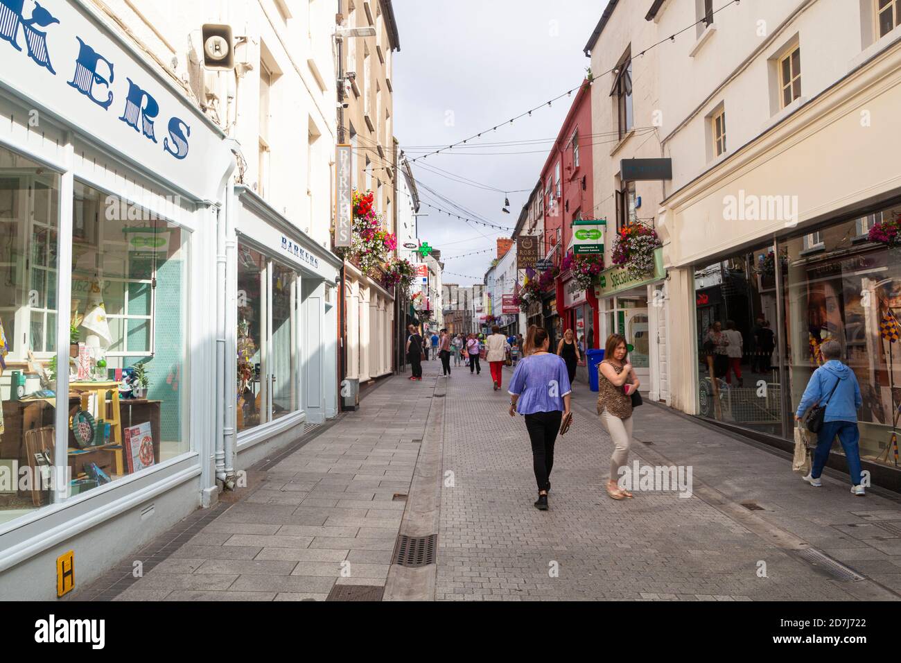 Pedestrians street only hi-res stock photography and images - Alamy