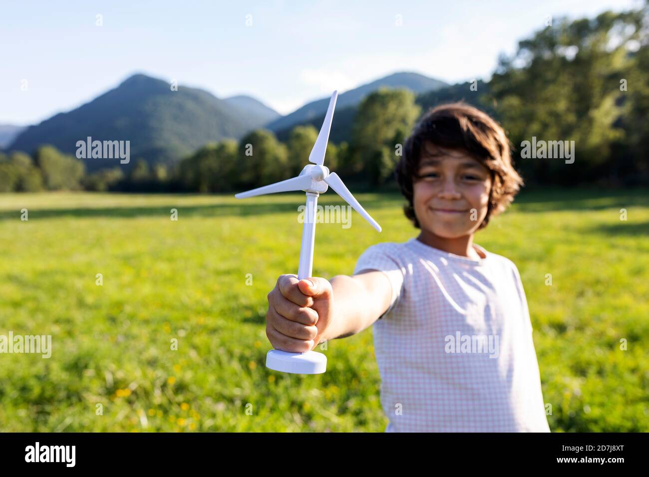 Toy wind turbine hi-res stock photography and images - Alamy