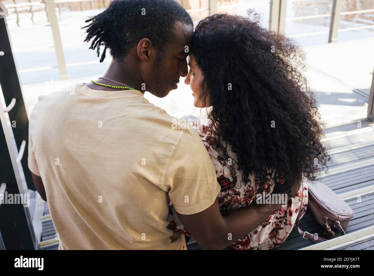 Sitting face to face hi-res stock photography and images - Alamy