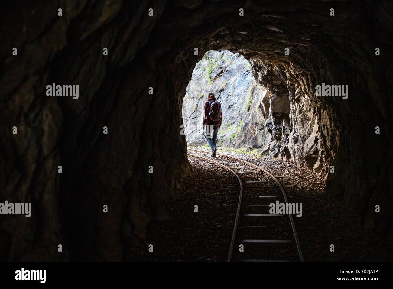 See through tunnel hi-res stock photography and images - Alamy