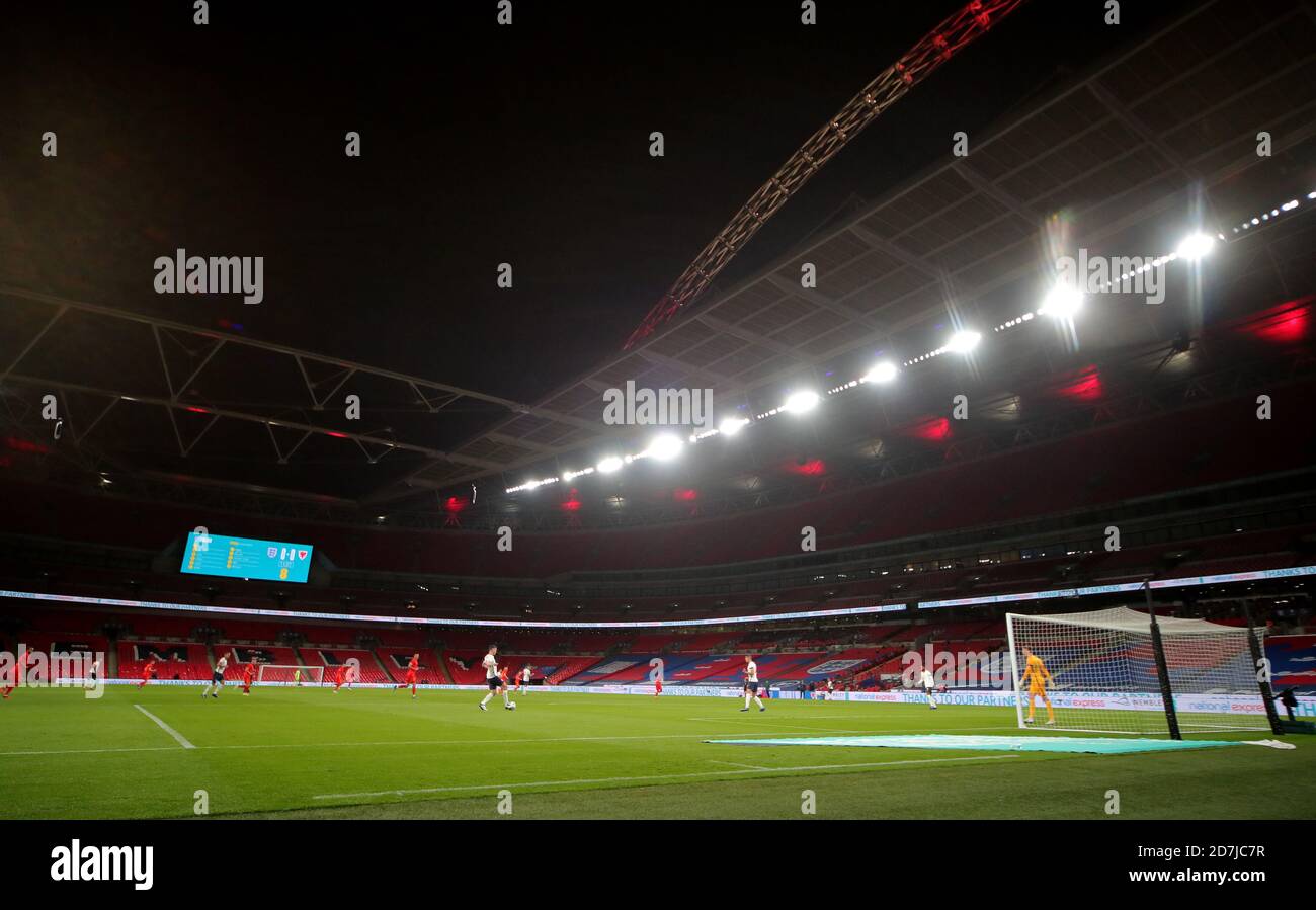 Wembley stadium empty hi-res stock photography and images - Alamy
