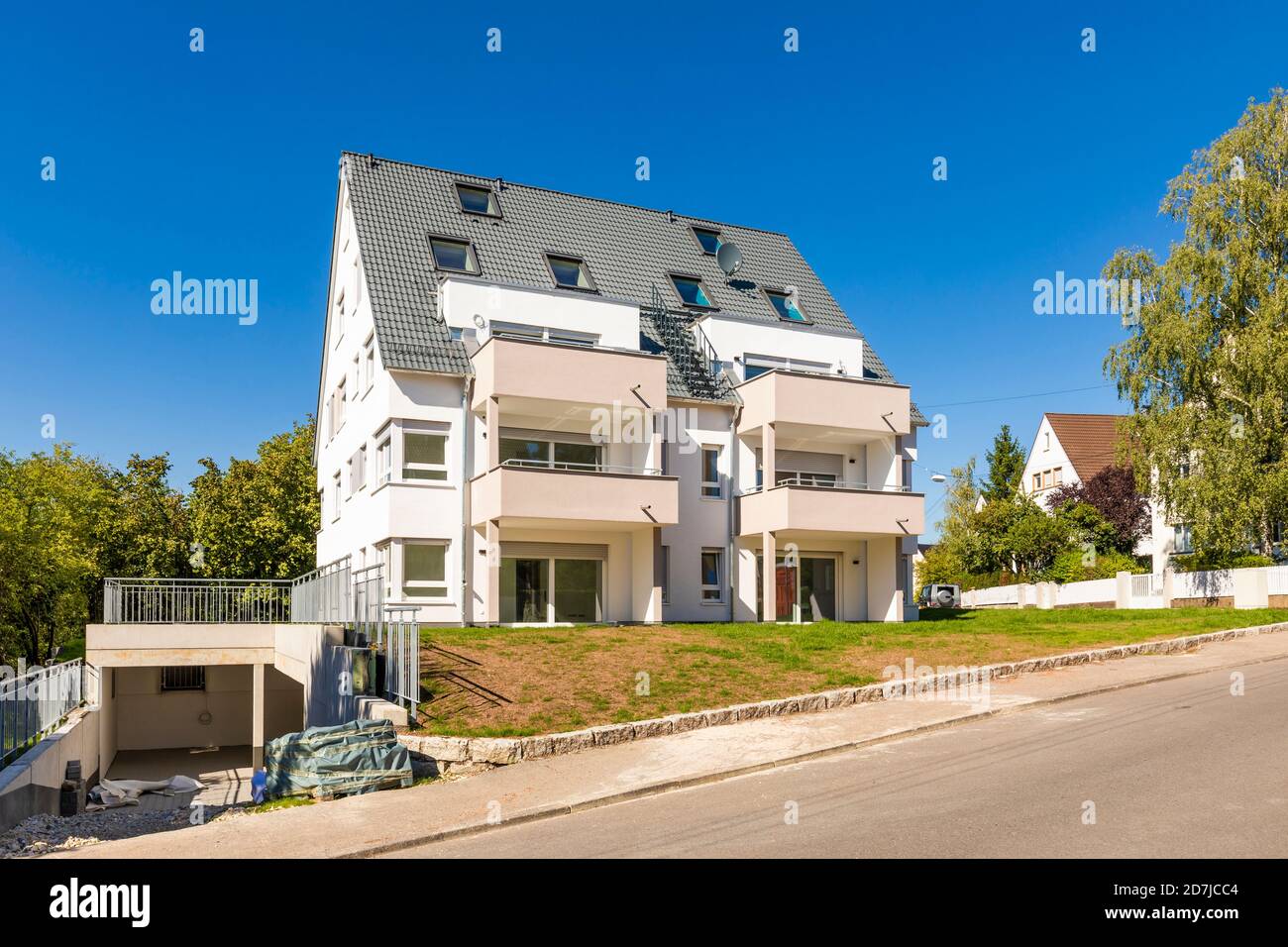 Modern residential building under construction Stock Photo - Alamy