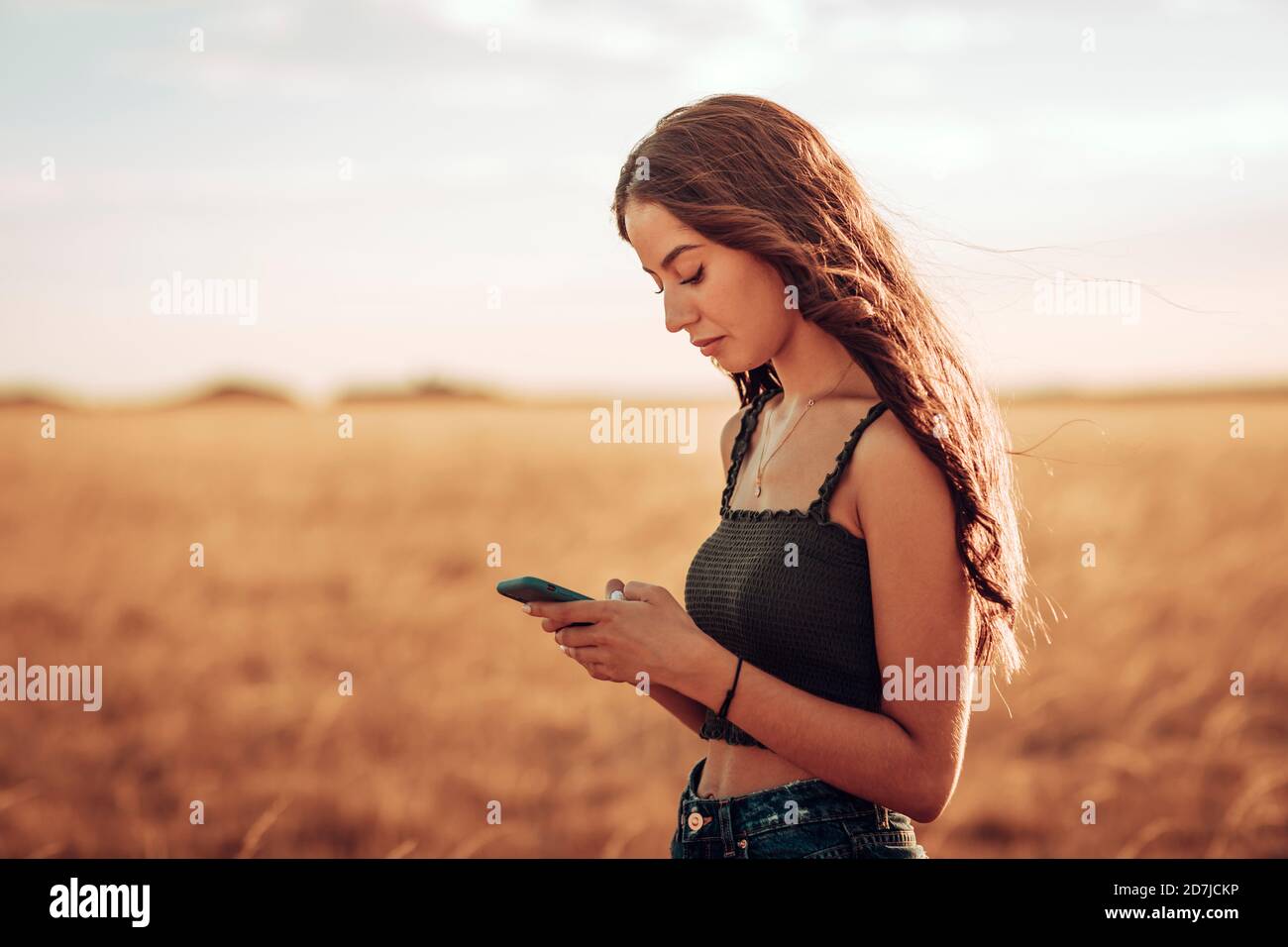 Long horizontal landscape hi-res stock photography and images - Alamy