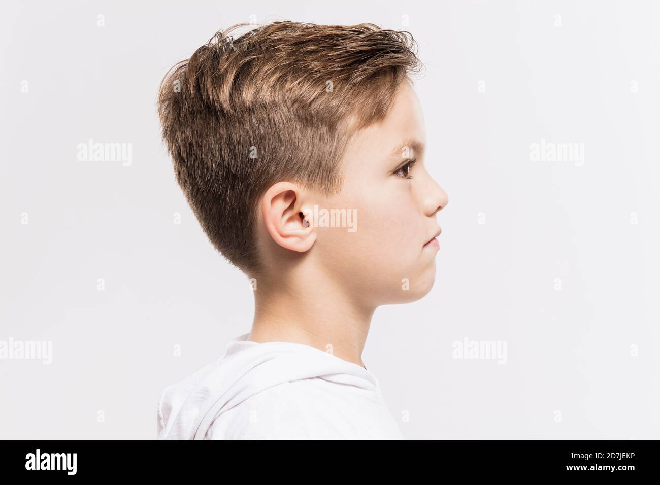 Side profile shot cute child hi-res stock photography and images - Alamy