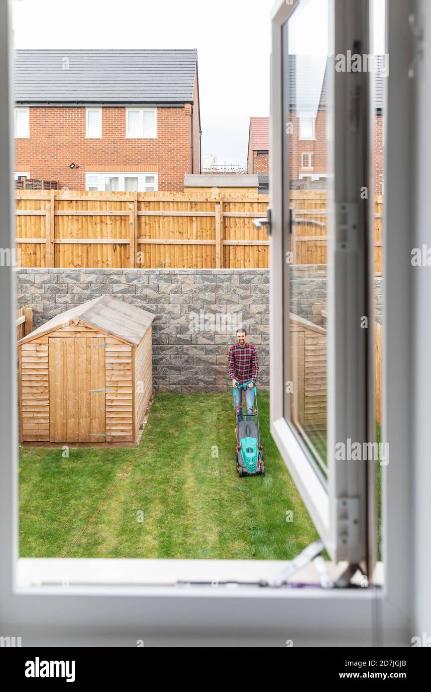 Open backyard hi-res stock photography and images - Alamy