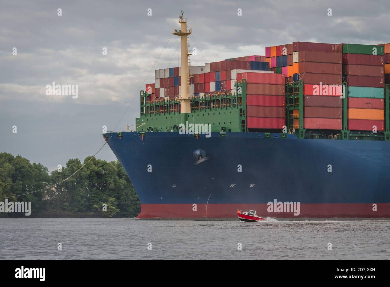 Cargo ship on river elbe hi-res stock photography and images - Alamy