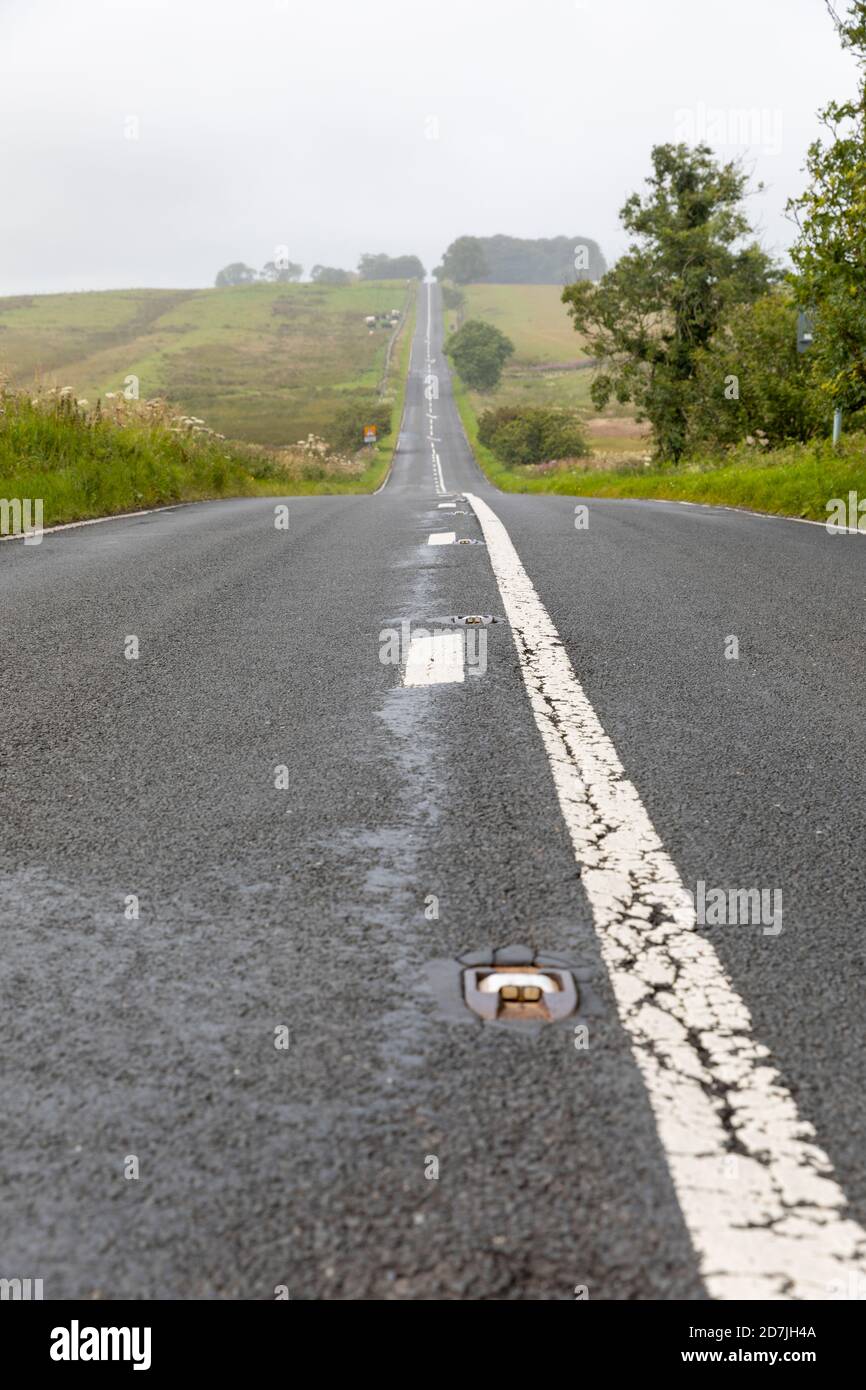 Empty countryside hi-res stock photography and images - Alamy