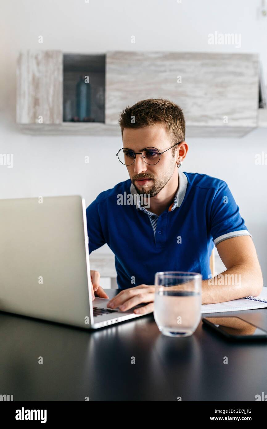 Mathematics homework computer hi-res stock photography and images - Alamy