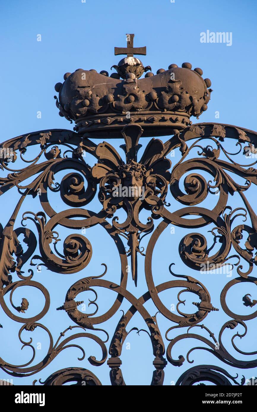 Austria, Vienna, The Belvedere Palace, Elaborate gate Stock Photo - Alamy