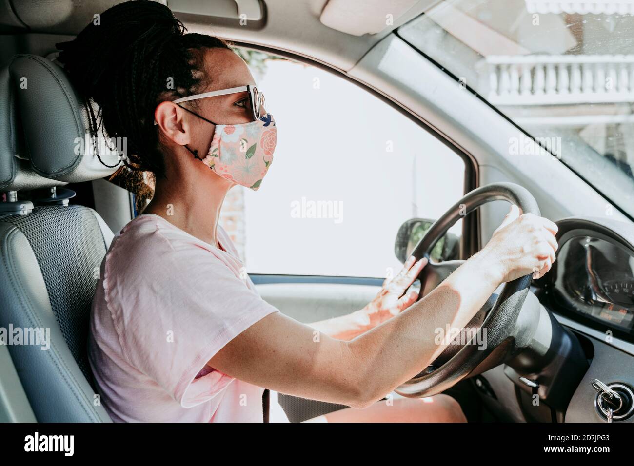 Driving in dark hi-res stock photography and images - Alamy