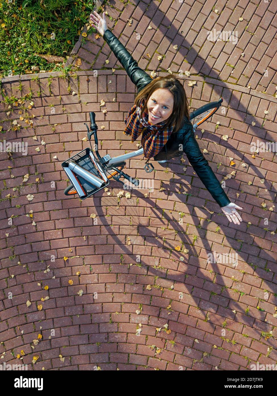 Arms raised overhead hi-res stock photography and images - Alamy