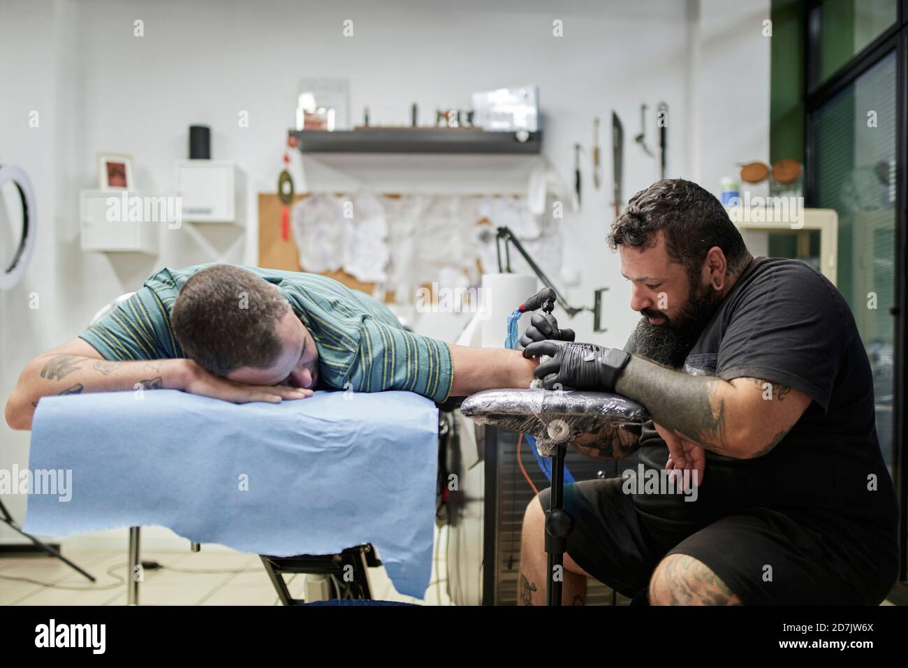 Tattooing bed hi-res stock photography and images - Alamy