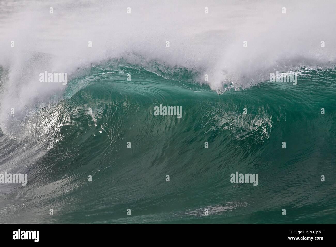 Breaking wave patterns hi-res stock photography and images - Alamy
