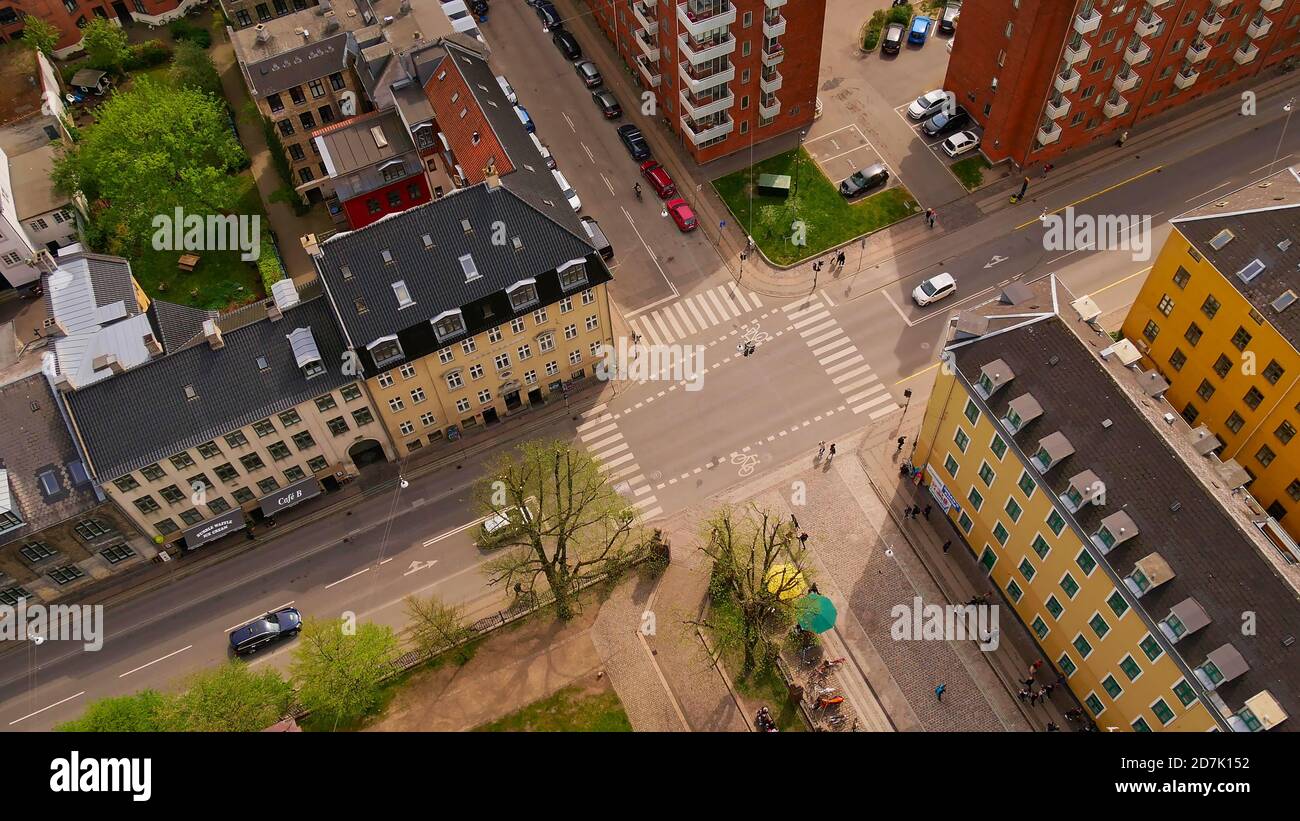Road markings and junction hi-res stock photography and images - Alamy