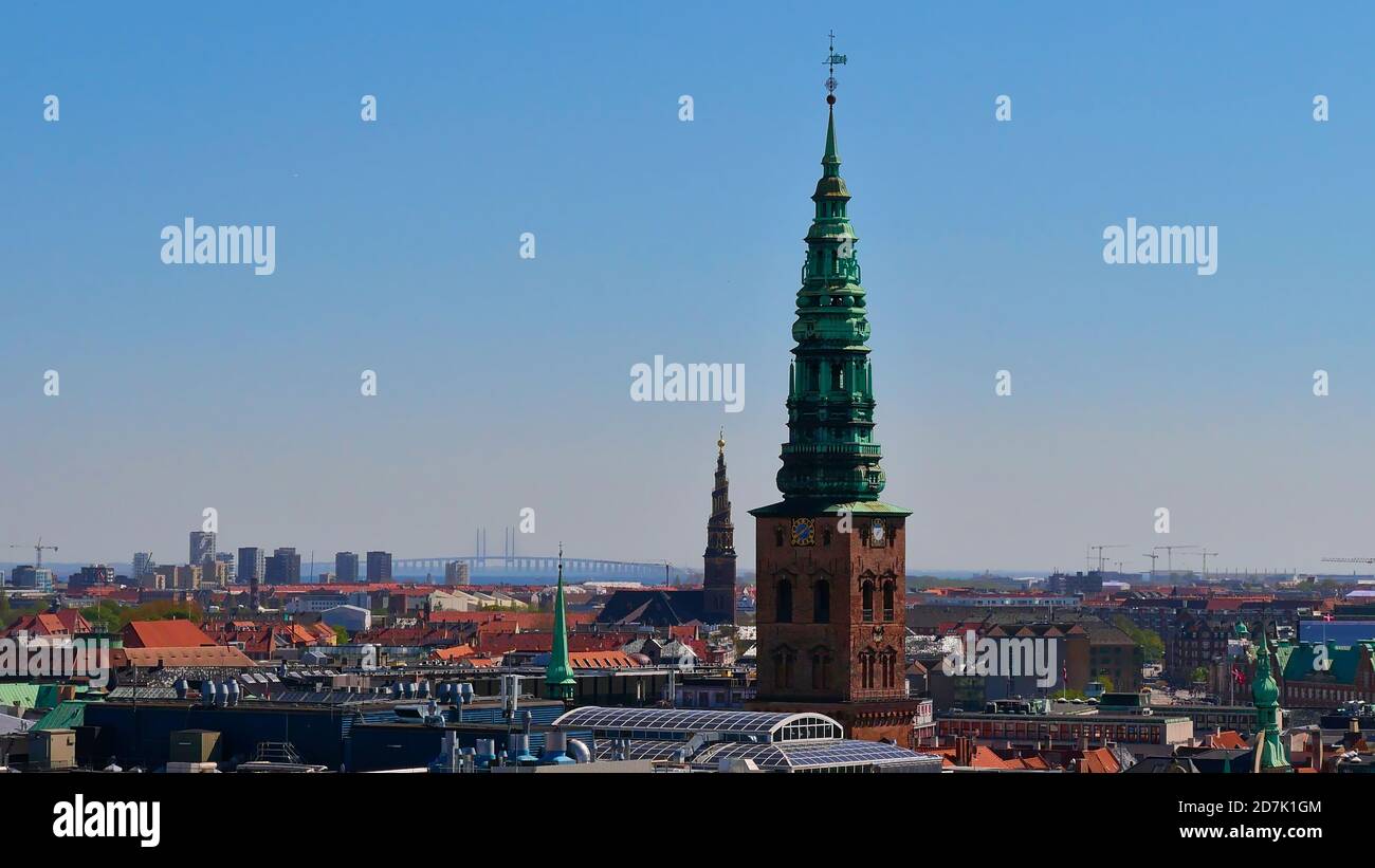 Sweden denmark horizon urban city hi-res stock photography and images ...