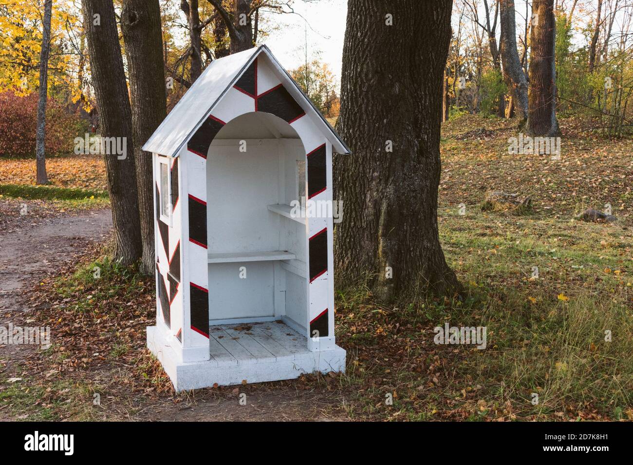 Guard's watchman's booth autumn park combat post ceremony royal Stock ...