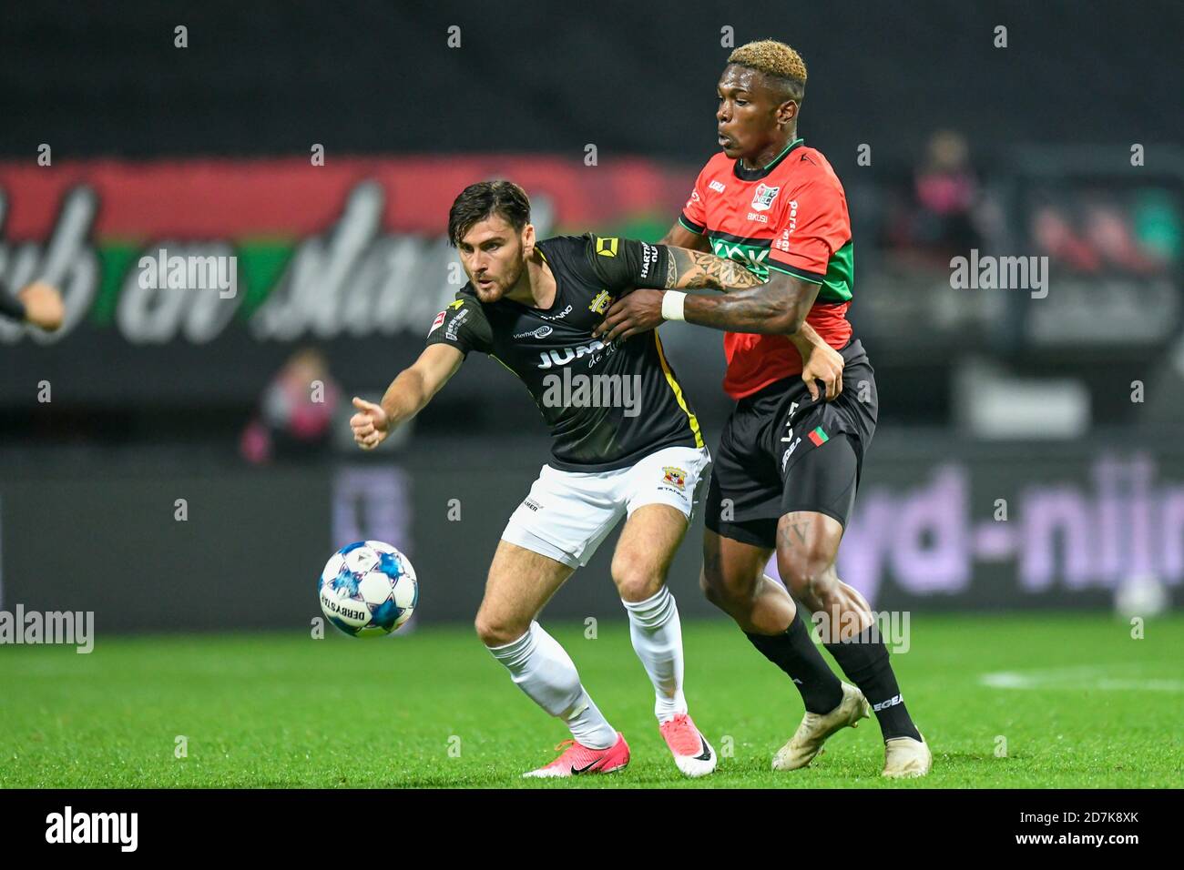 Sam hendriks hi-res stock photography and images - Alamy