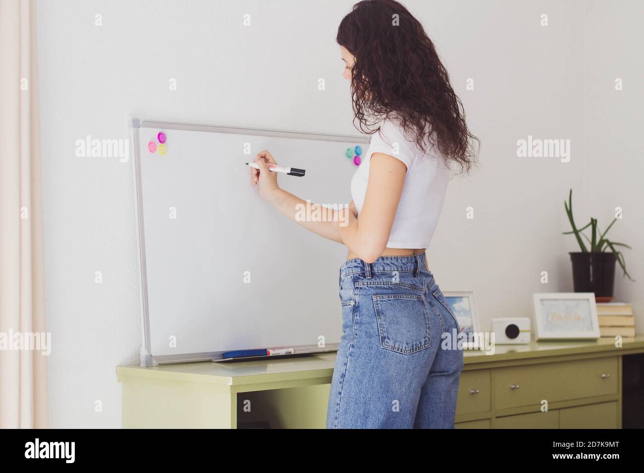 Office working board with tasks hi-res stock photography and images - Alamy
