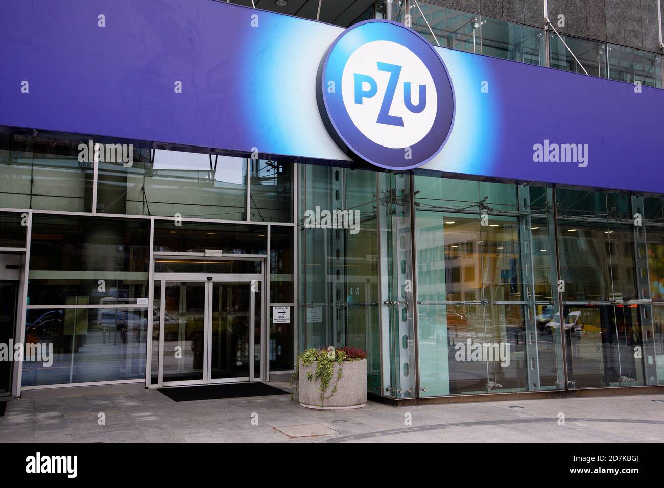 Pzu business logo hi-res stock photography and images - Alamy