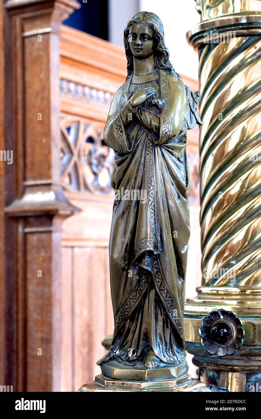 Huntingfield church hi-res stock photography and images - Alamy