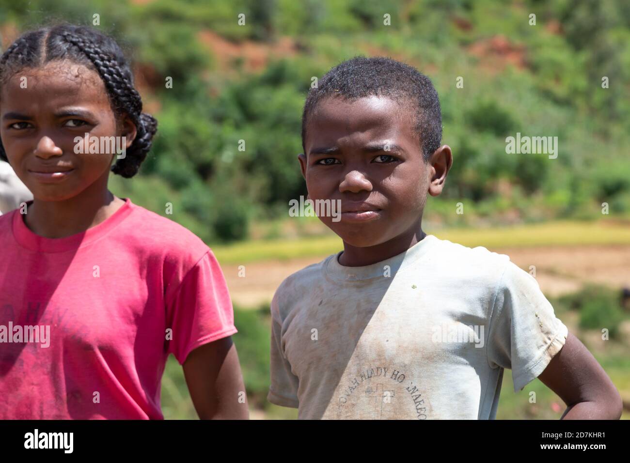 Editorial. The Children at the roadside in Madagascar Stock Photo - Alamy