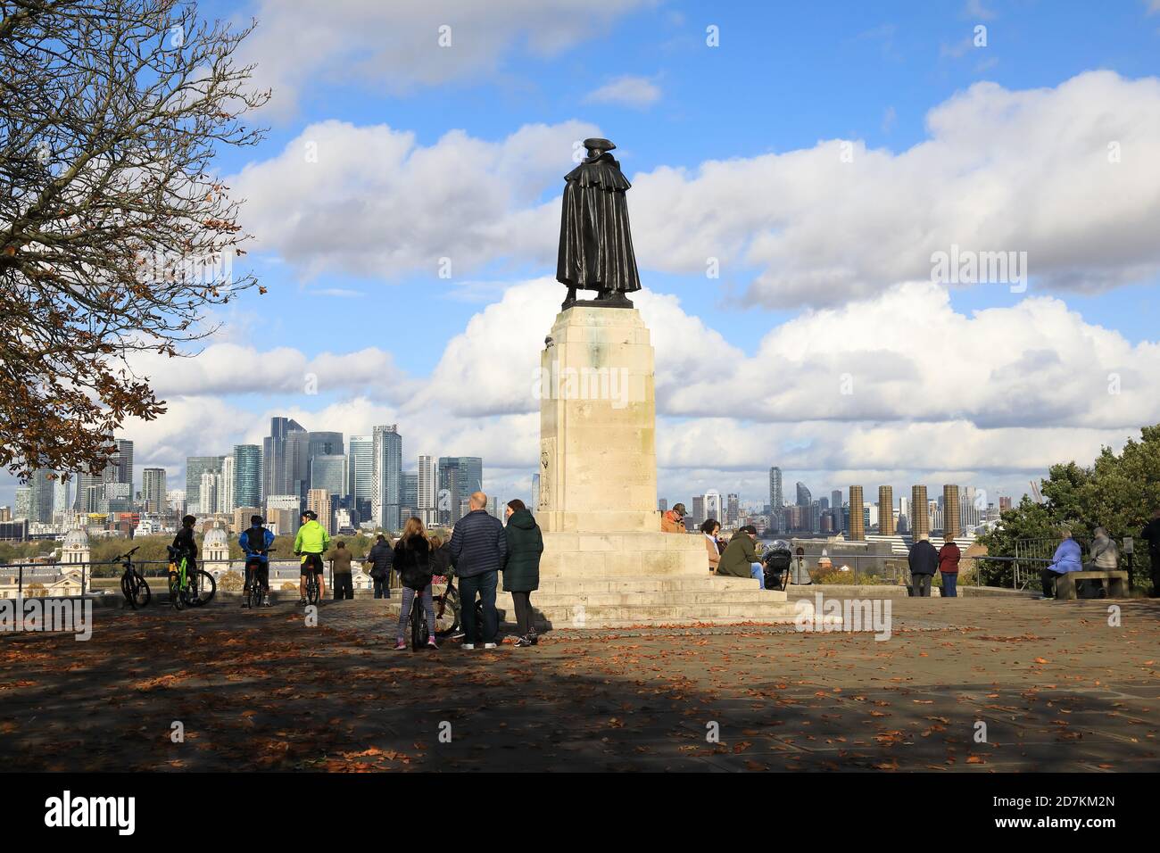 General wolfe statue london hi-res stock photography and images - Alamy