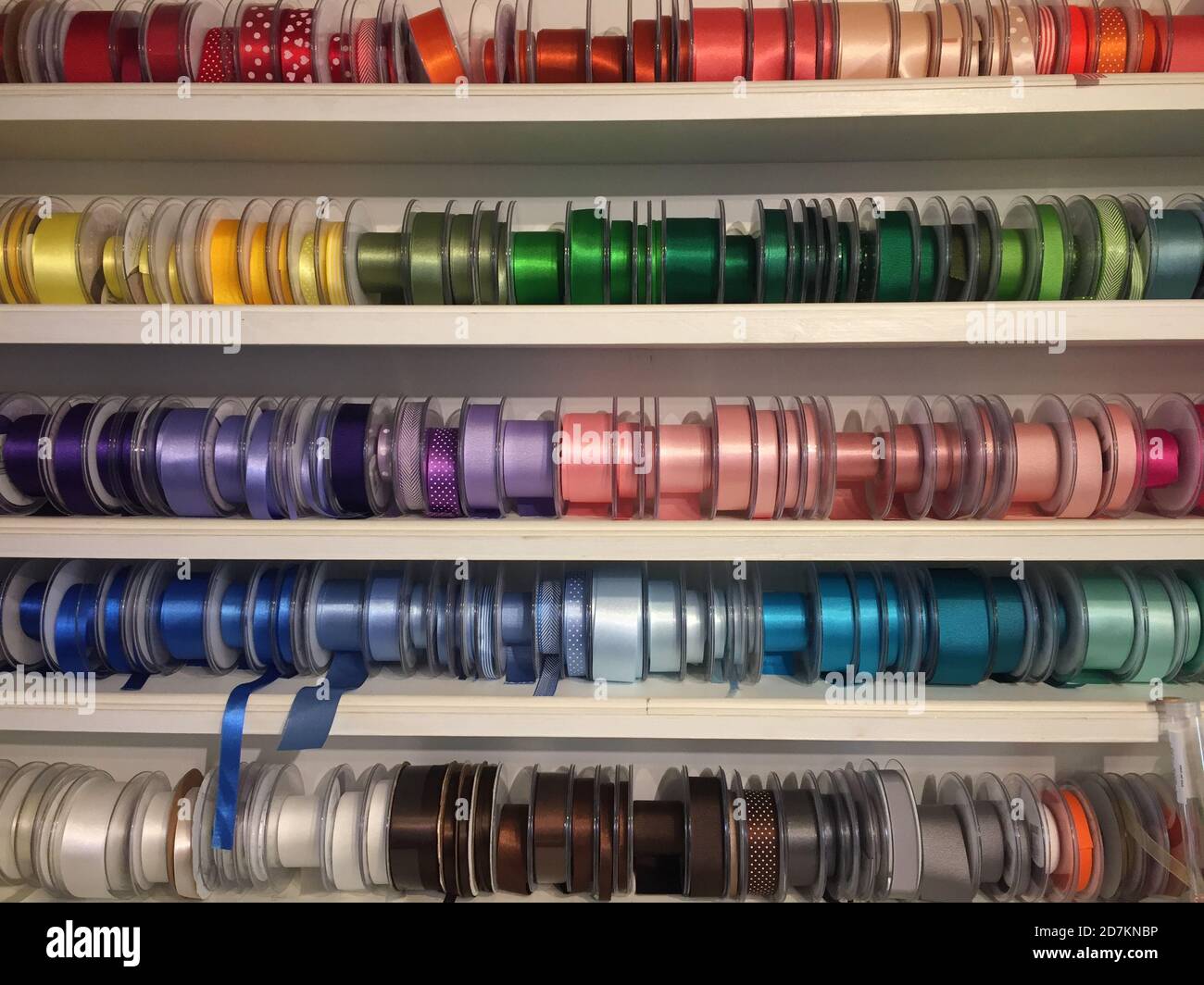 Haberdasher sewing rows hi-res stock photography and images - Alamy