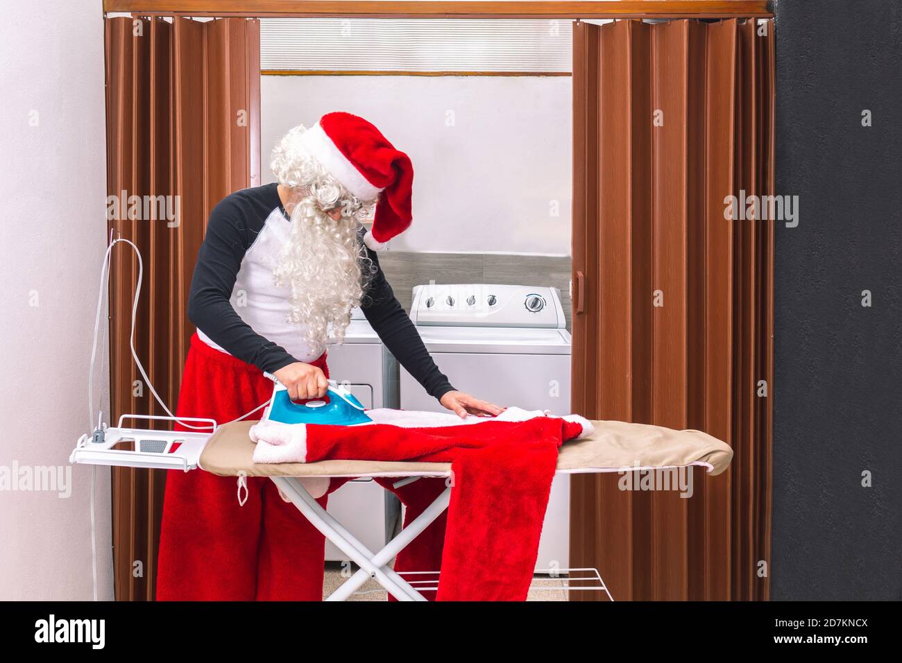 Iron man costume hi-res stock photography and images - Alamy